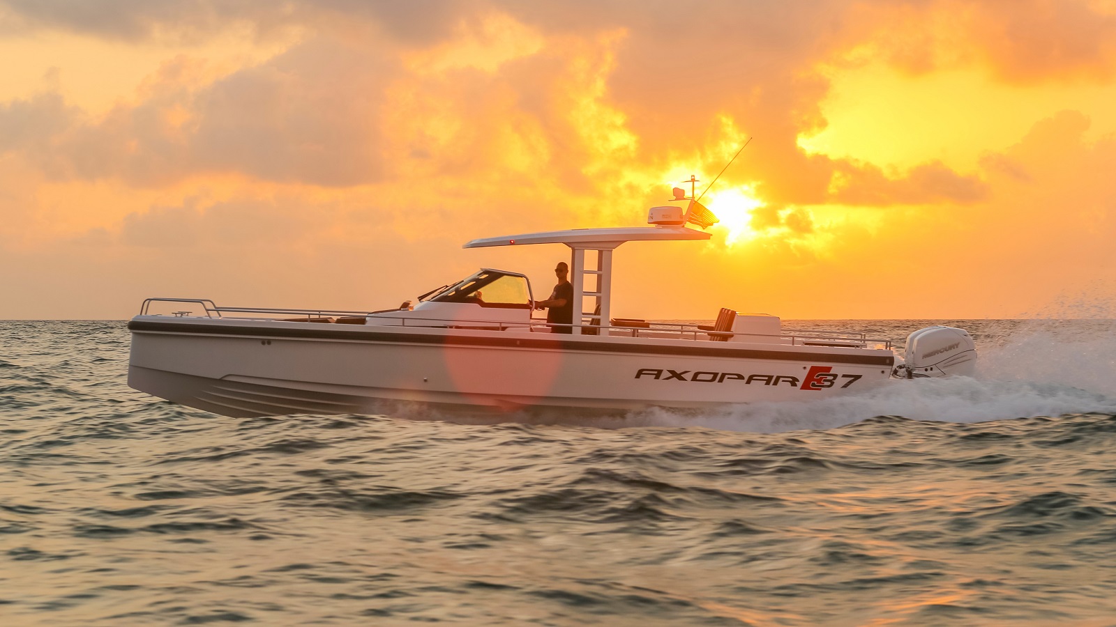 Axopar 37 T Top - Phuket Yachts For Sale - Derani Yachts