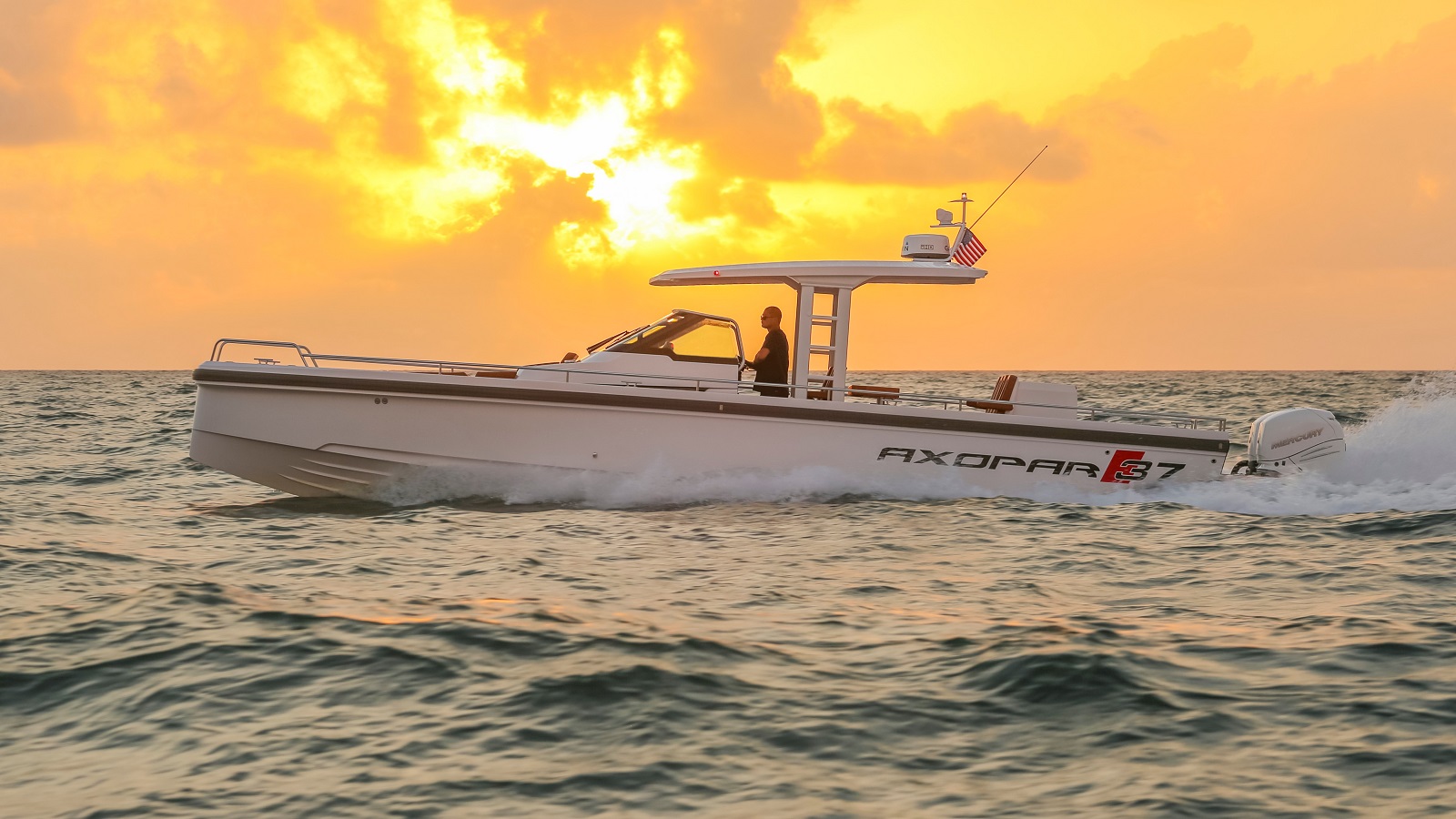 Axopar 37 T Top - Phuket Yachts For Sale - Derani Yachts